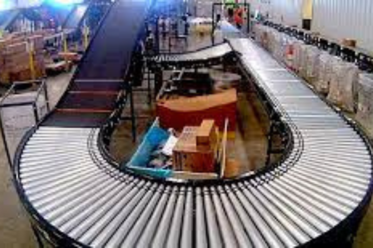 Cross-Docking Operations - EKA Conveyors